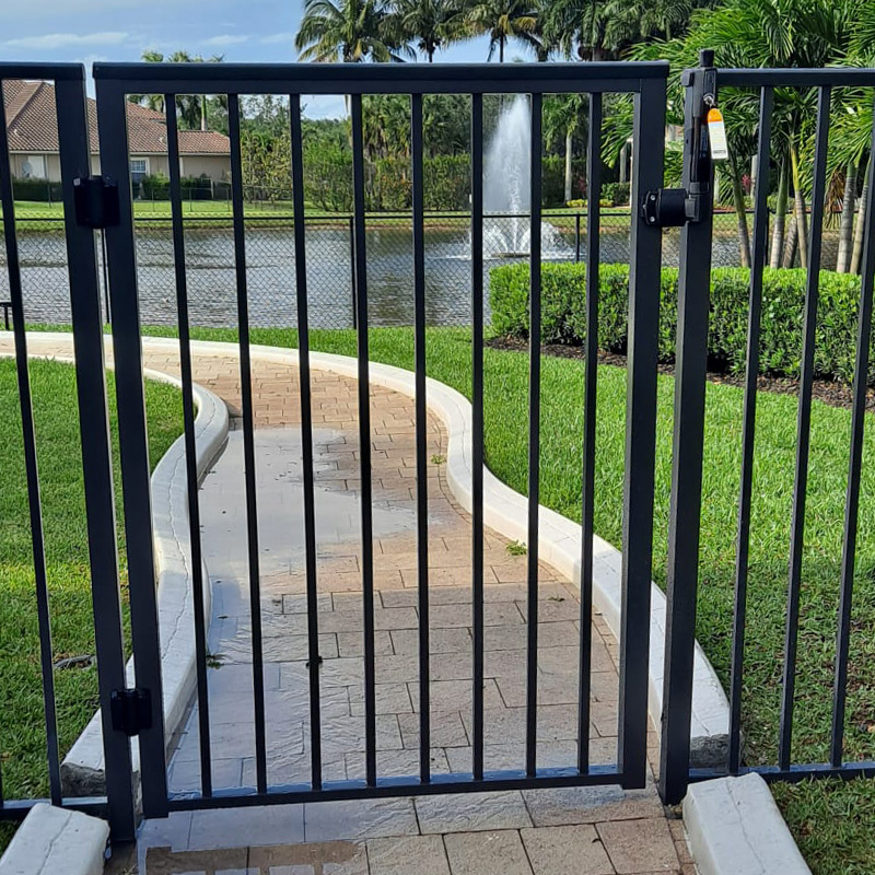 Davie, FL - Vinyl Chain Link & Mechanical Aluminum - South Florida ...