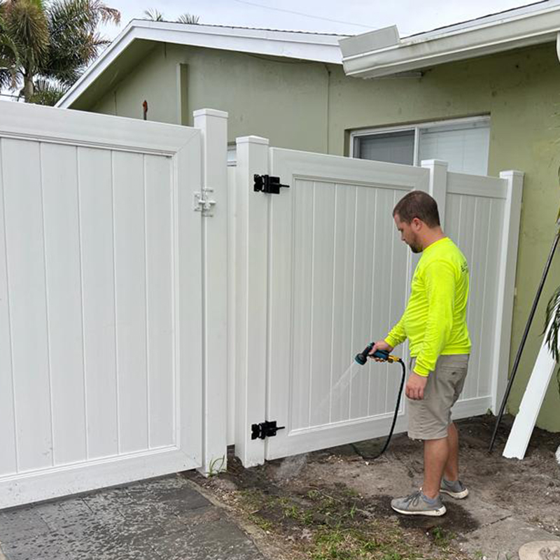 Vinyl Fence Installation - PVC Fence Installation - PVC Privacy Fence ...