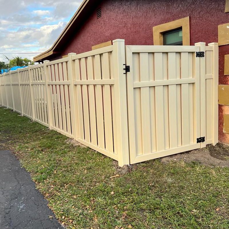 Shadowbox PVC Fence - Vinyl Fence Installation - PVC Fence Installation ...