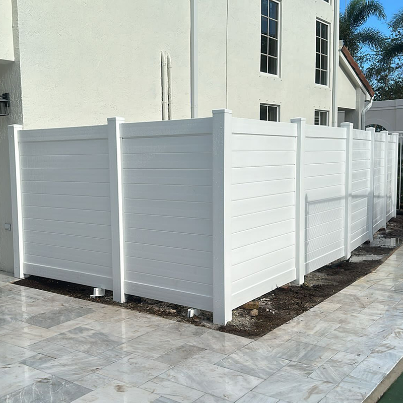 Horizontal PVC Privacy Fence - PVC Fence Installation - Vinyl Fence ...