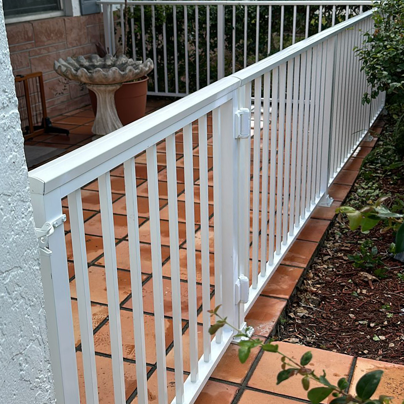 Aluminum Fence - Aluminum Railing - Mechanical Aluminum Fence ...